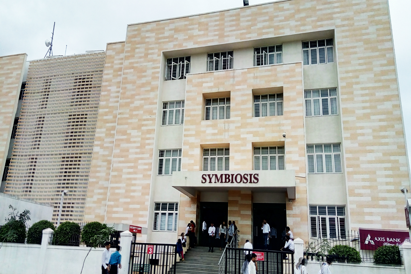 Moot Court Achievements: Symbiosis Law School, Pune | SCC Times
